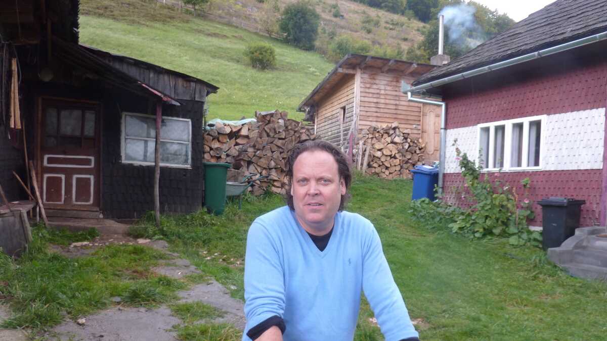 CHARLIE OTTLEY, jurnalist de turism: „România, redescoperă-te!“ - Ora ...