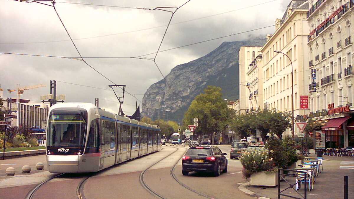 Nashpa Turizm: 7.000 de kilometri prin Europa - Ora de Turism